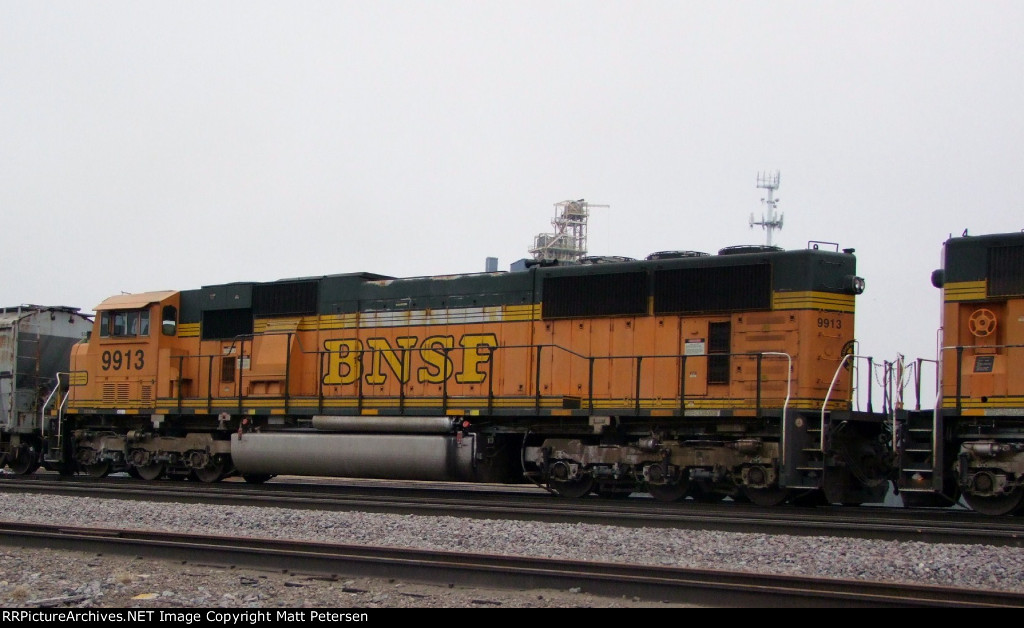 BNSF 9913